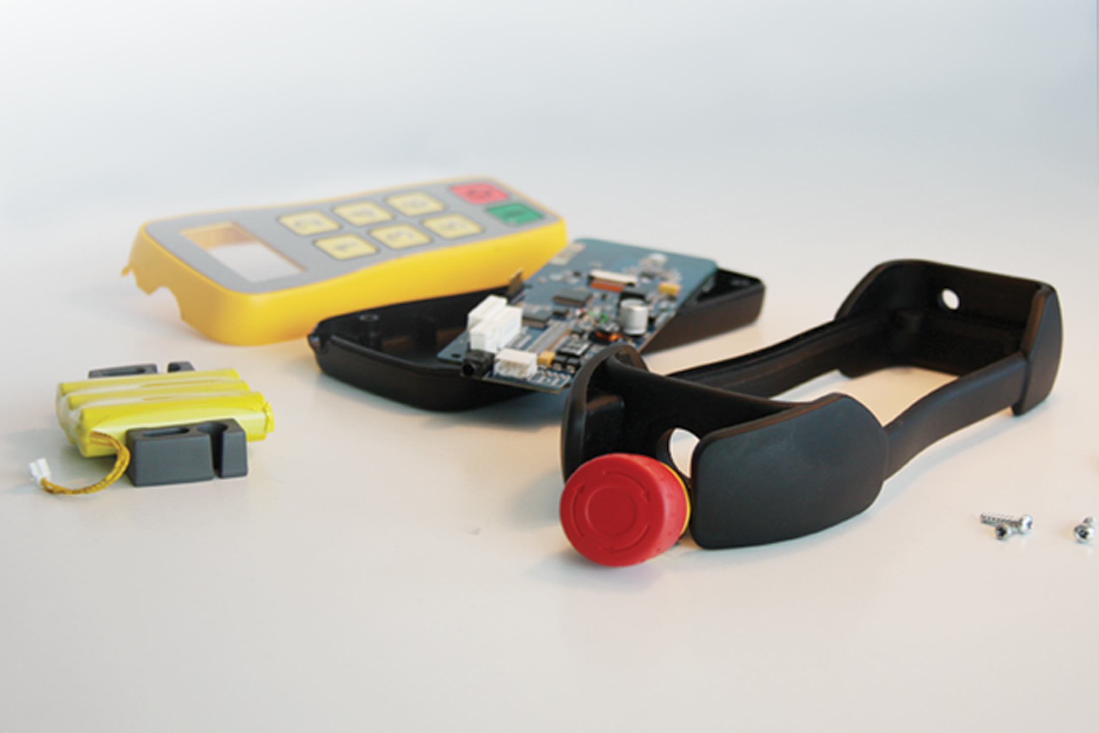 Project: Manual operation with emergency button - Wortel Product Design